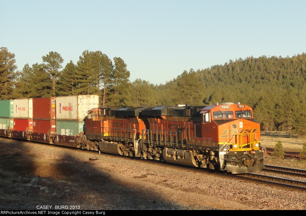 BNSF 7012